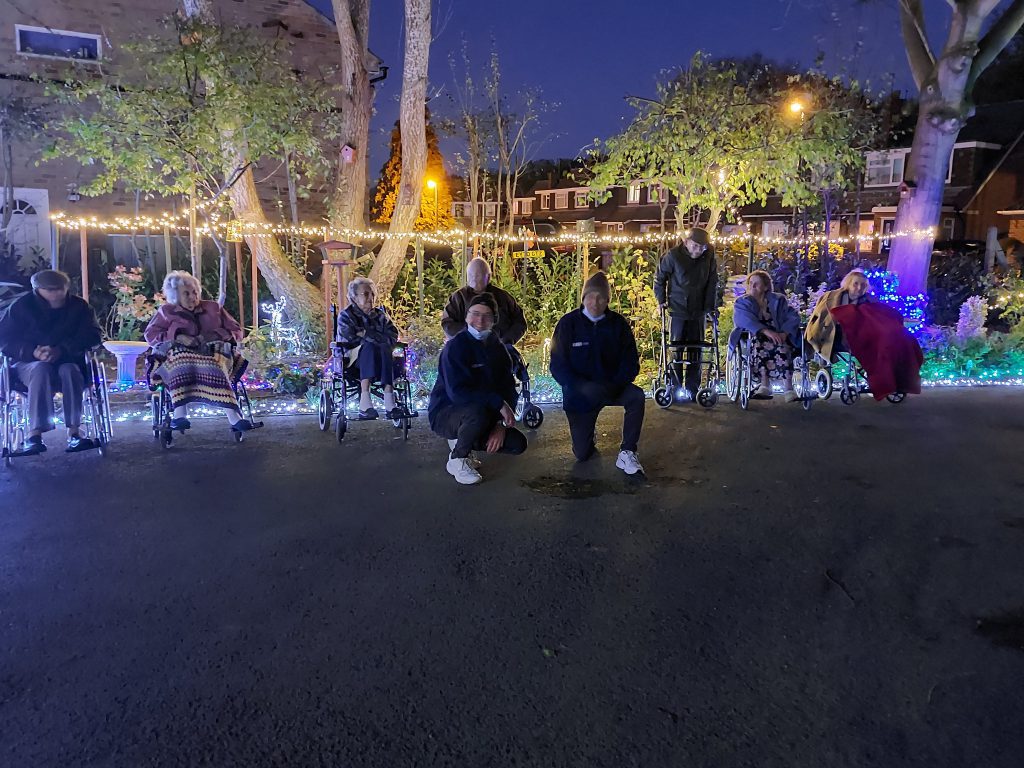Christmas Lights Switch On | Stanway Green Lodge